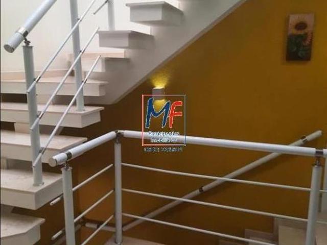 Excelente sobrado na Água Fria, 200m² a.u 3 dormitórios 3 suítes, sala, cozinha, varanda, área d