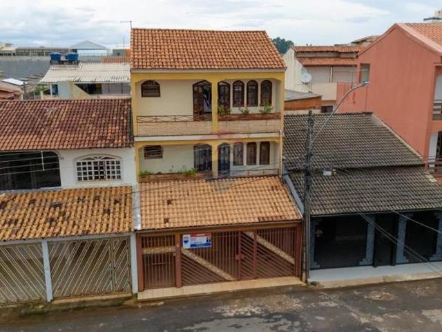 Excelente Sobrado na QS 5 de Águas Claras