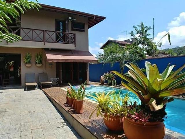 Excelente sobrado no Vila Azul Horto
