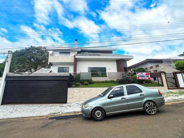Excelente sobrado no Alto da XV! 377,90 m² de área construída
