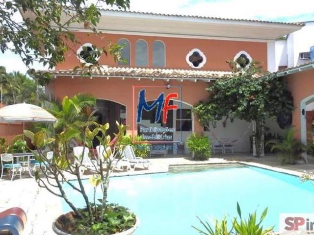 Excelente sobrado no Balneário da Praia do Pernambuco, Guarujá/SP, com 453m² a.u 6 dormitórios 4
