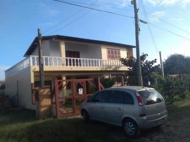Excelente Sobrado no Balneário Presidente!