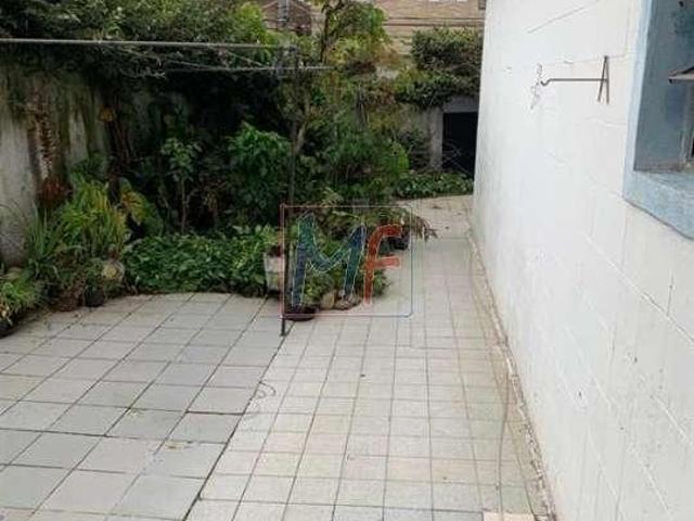 Excelente sobrado no Centro de Diadema SP, com 3 dormitórios, sala, cozinha, lavanderia e quintal. P