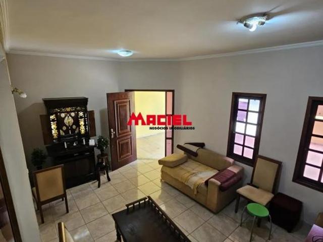 EXCELENTE SOBRADO NO CONDOMÍNIO JARDIM DAS FLORES | 3 DORM | SUÍTE | ÁREA GOURMET