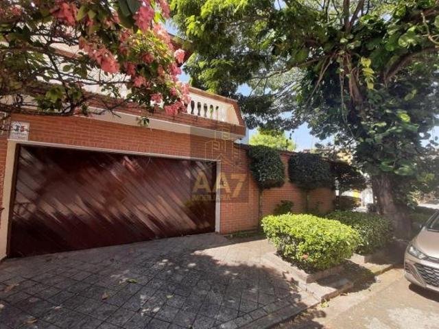 EXCELENTE SOBRADO NO JARDIM ESTER