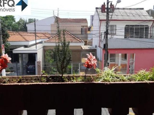 Excelente sobrado no Moinho Velho para venda!