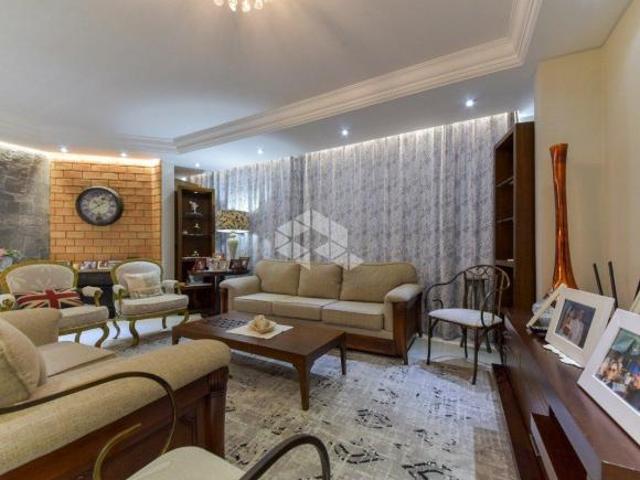 EXCELENTE SOBRADO NOVA PETRÓPOLIS MODERNO E MOBILIADO