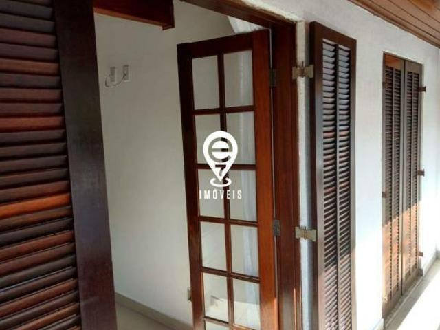 EXCELENTE SOBRADO PARA VENDA DE 5 DORMITÓRIOS NA VILA GUMERCINDO!