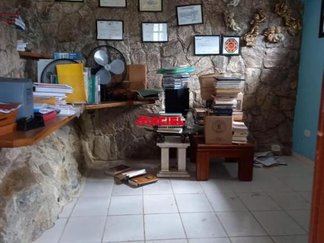 EXCELENTE SOBRADO PRAIA DAS CIGARRAS SÃO SEBASTIÃO R$ 1.200.000,00