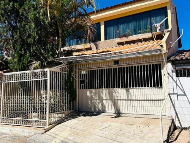 EXCELENTE SOBRADO QR 403 COM OTIMO ESPAÇO ACABAMENTO E LOCALIZAÇÃO