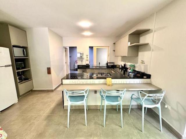 Excelente Sobrado residencial no bairro Massaguaçu em Caraguatatuba/SP