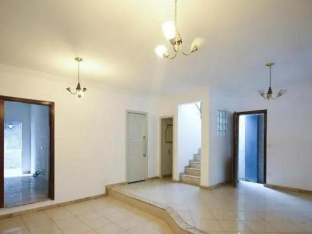 Excelente sobrado Superquadra Morumbi, 4 dormitórios, 280m²