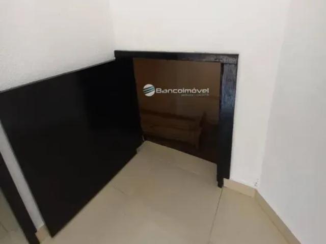 Excelente Salão. Bem localizado, perto de tudo. Pé direito alto, 2 wcs, 1 cozinha/copa. Imóvel local