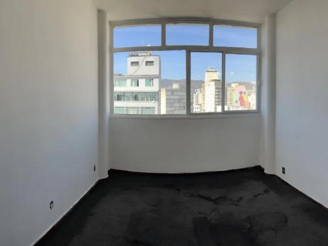 Excelente sala á venda no centro de BH