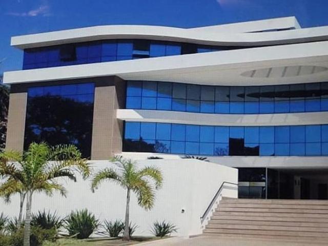 EXCELENTE SALA, C/GARAGEM, COM VISTA PARA O PARQUE DA CIDADE E PRÓXIMA AO TJDFT