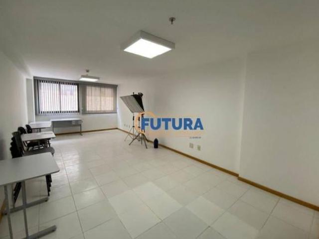 Excelente Sala Comercial com 37m² City Offices / Sudoeste
