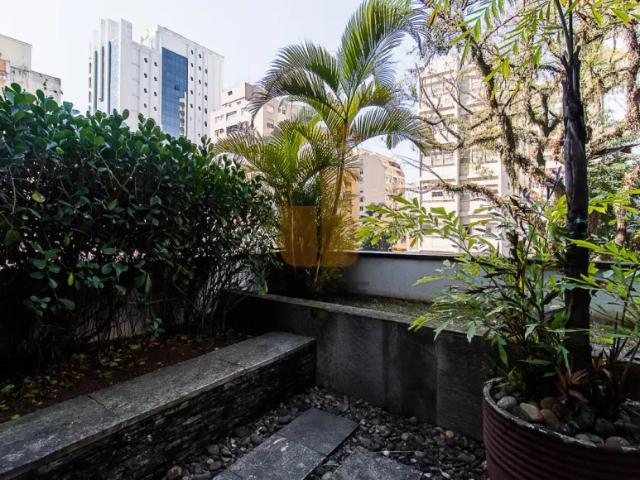 Excelente sala Comercial de muito fácil acesso ao Metrô Paulista
