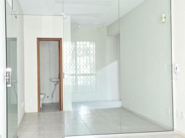 Excelente Sala Comercial na Rua Felipe Nery Auxiliadora Porto Alegre/RS