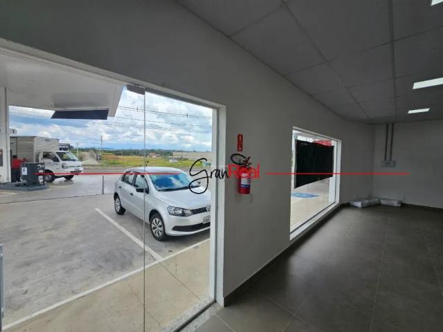 Excelente Sala Comercial Ás margens da SP 75 Jardim Santorini Posto Shell Jardim Santorini