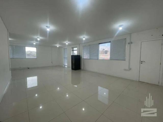 Excelente Sala Comercial para Locação com 74m² no bairro Jardim Blumenau em Blumenau