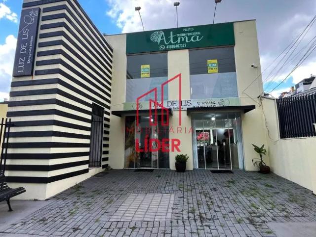 Excelente sala comercial para locação situada no Cabral 46m²!