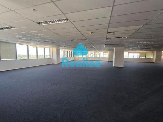 EXCELENTE SALA NO SCN QD 02 BL A ED. CORPORATE FINANCIAL CENTER ASA NORTE