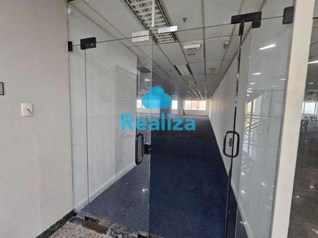 EXCELENTE SALA NO SCN QD 02 BL A ED. CORPORATE FINANCIAL CENTER ASA NORTE