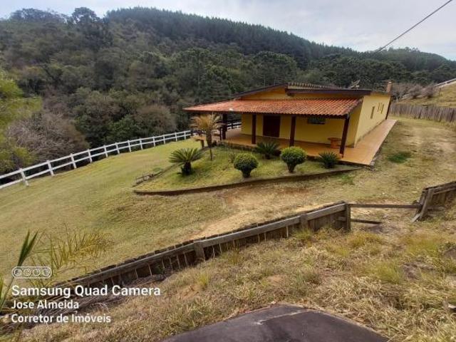 Excelente Sítio á venda em Munhoz MG