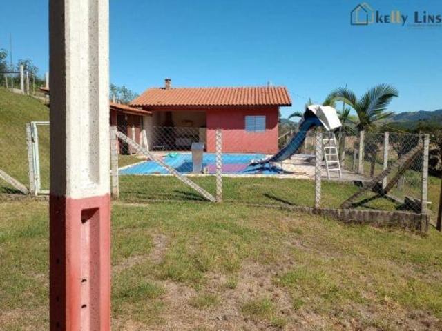 Excelente sitio em Socorro rico em água