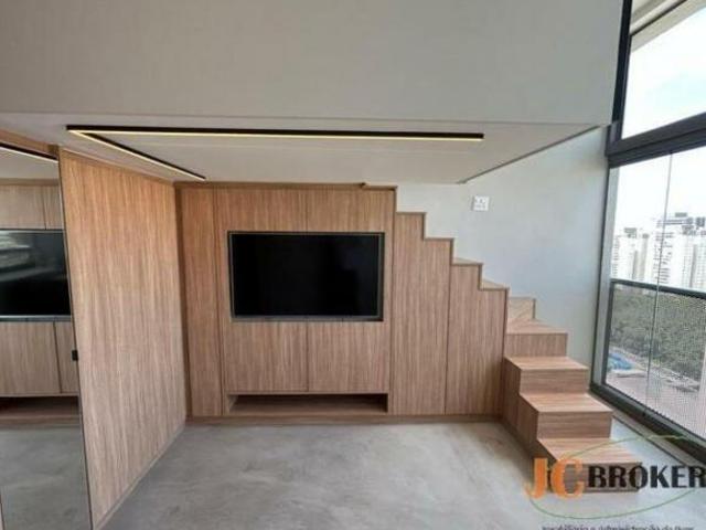 Excelente Studio duplex com 27 m² de área útil