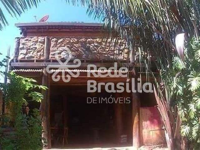 Excelente pousada com 4 suítes em São Jorge GO