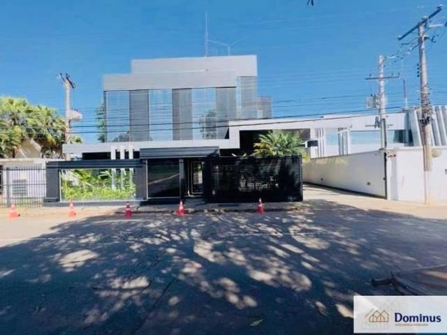 Excelente prédio no Saan quadra 03