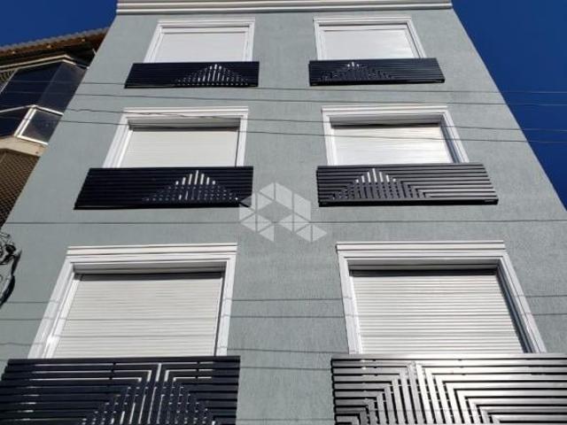 Excelente Prédio Novo na Cidade Baixa com 3 apartamentos de 2 dormitórios com garagens