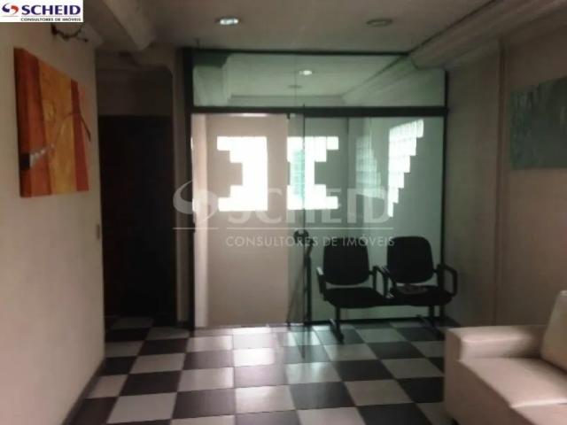 Excelente Prédio Comercial com 600m2 em ótima esquina na Zona Sul