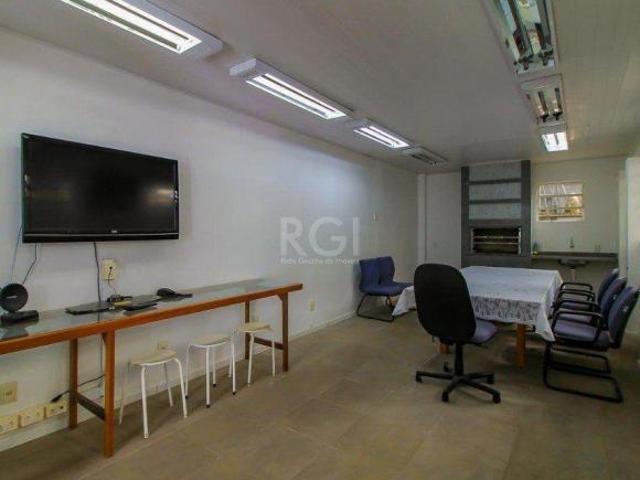 EXCELENTE PRÉDIO COMERCIAL LOCALIZADO NO BAIRRO GLÓRIA