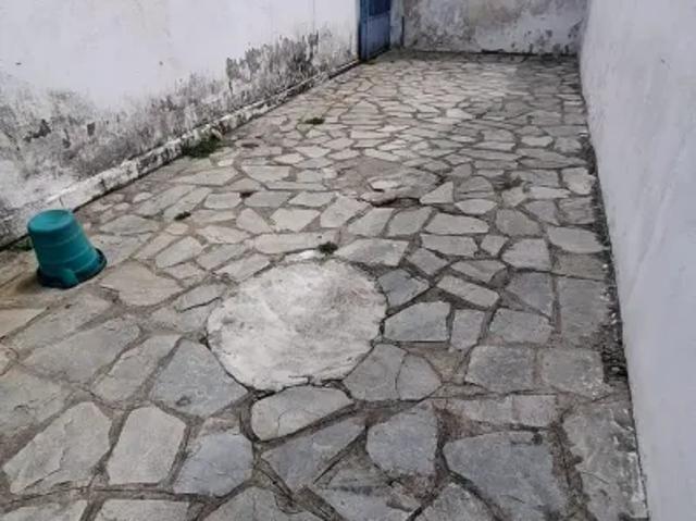 Excelente Prédio/Casa comercial em Mangabeira!