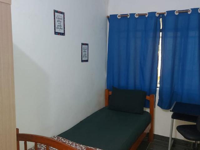 Excelente quarto disponível!