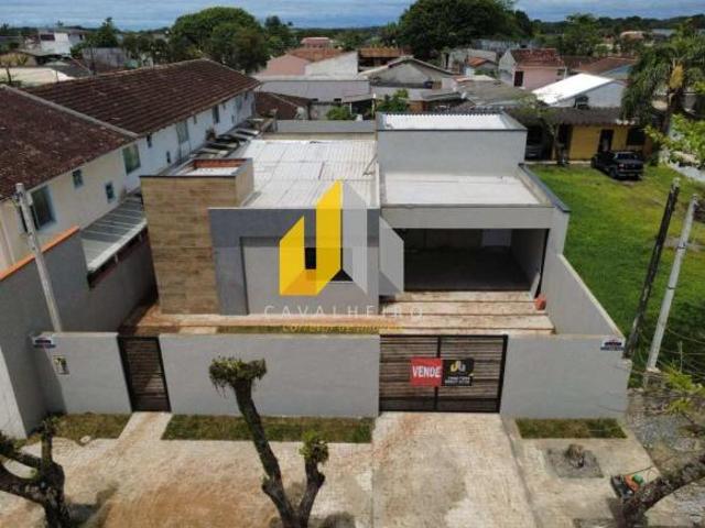 EXCELENTE RESIDENCIA A VENDA EM GUARATUBA COM PISCINA BREJATUBA