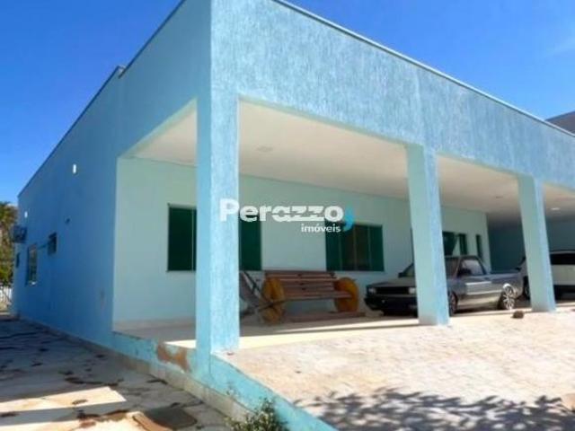 Excelente Residência Localizada no Solar de Brasília, Um Dos Bairros Mais Valorizados do Jardim Botâ