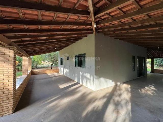 Excelente Residência na Estância Primavera II Zona Rural São José do Rio Preto