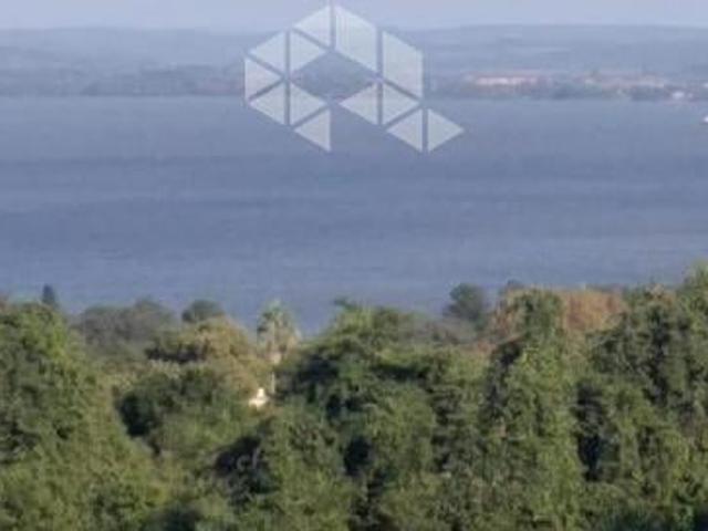 Excelente residência no Jardim Isabel