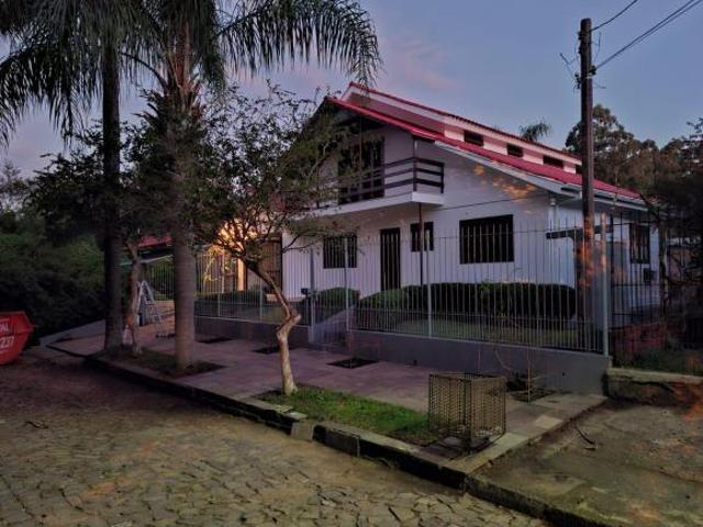 Excelente residência no Jardim Lindóia