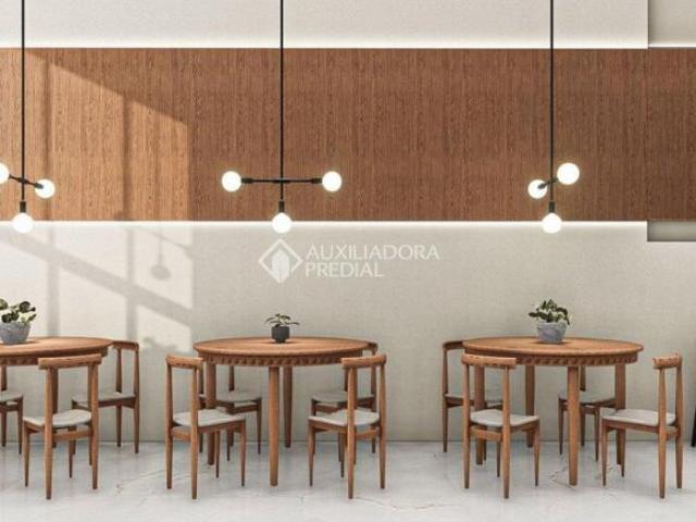 EXCELENTE RESIDENCIAL NO PORTÃO!