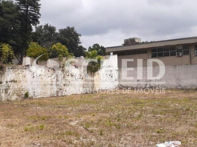 EXCELENTE TERRENO 1.914 M² COM 33,70 DE FRENTE BEM LOCALIZADO
