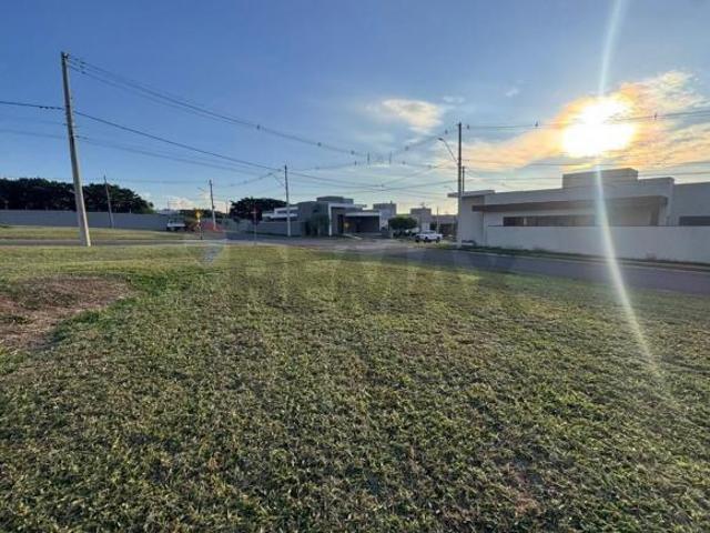 Excelente terreno 300m² de Esquina à venda no Condomínio Solar das Esmeraldas – Nova Odessa/SP