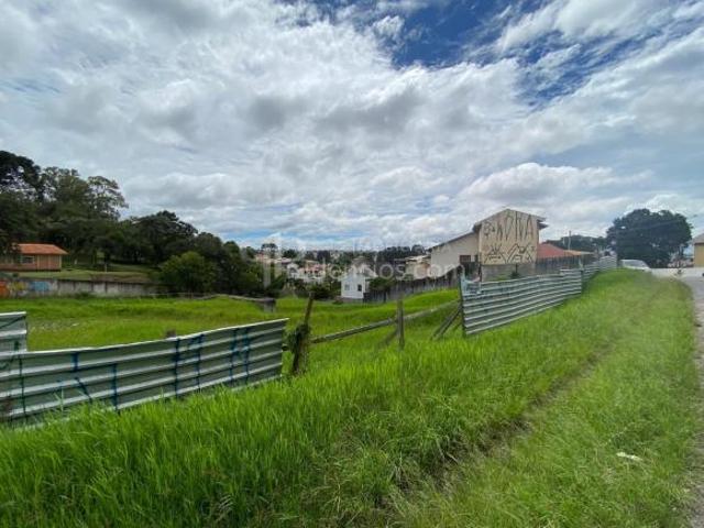 Excelente terreno ZR2 de esquina entre Santa Candida e Atuba