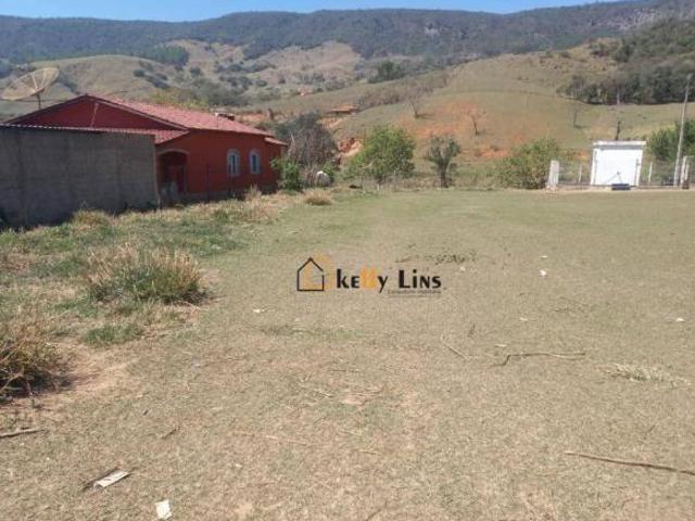 Excelente terreno a venda na cidade de Socorro/SP, com área de 3.000 m², com poço artesiano, em fren