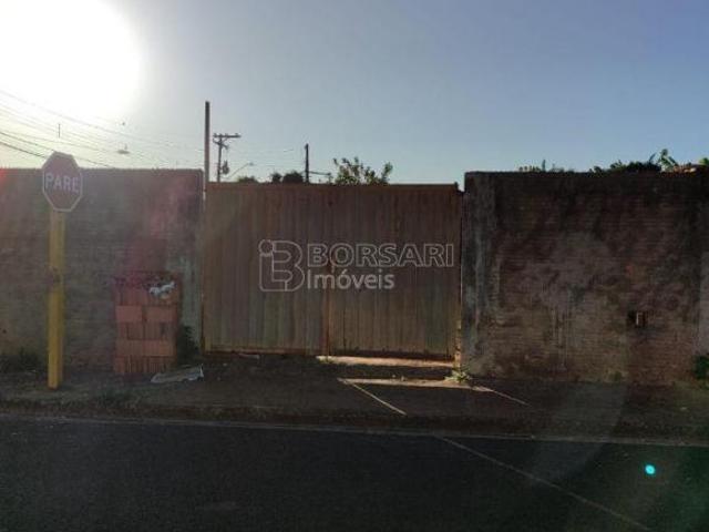 Excelente Terreno a Venda na Vila Biagioni, Araraquara com Muro