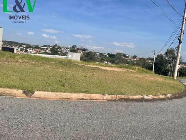 Excelente terreno à venda no condomínio Reserva dos Jatobás