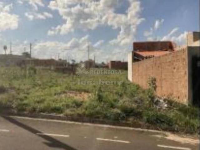 Excelente terreno a venda com 200 metros quadrados